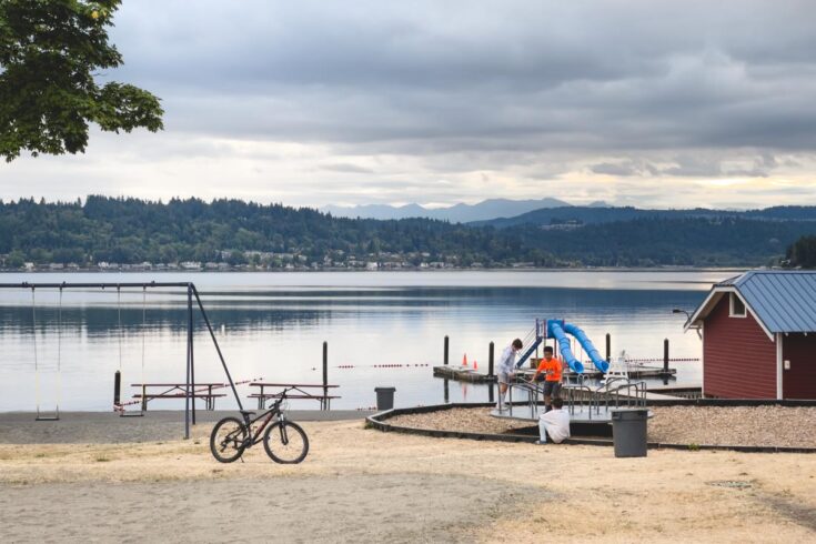 Exploring Lake Sammamish Just Outside of Seattle!